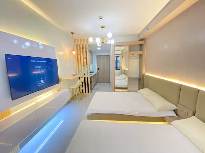 Shiny Suites @ Moa, Pasay. Shore2 Tower3 - Manila