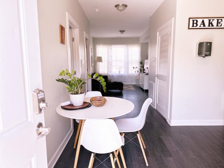 Charming 2br Apartment In Edgewater - Free Parking - 시카고