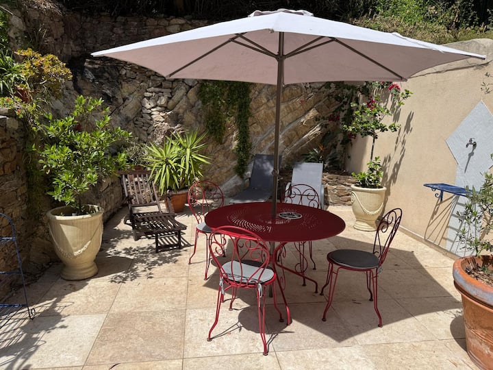 Grand Studio Et Terrasse Centre Ville Bord De Mer - Sainte-Maxime
