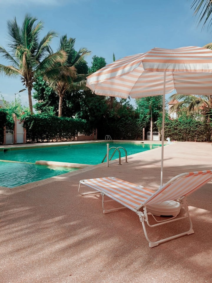 Villa Avec Piscine Proche De Saly - Sénégal