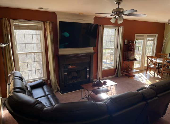 Serenity On The Creek - Stone Mountain, GA