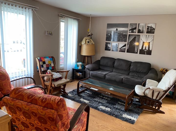 A Short Walk From Welland Canal! - Welland