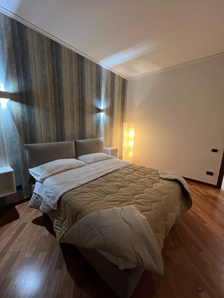 Casa Visconti - Naples