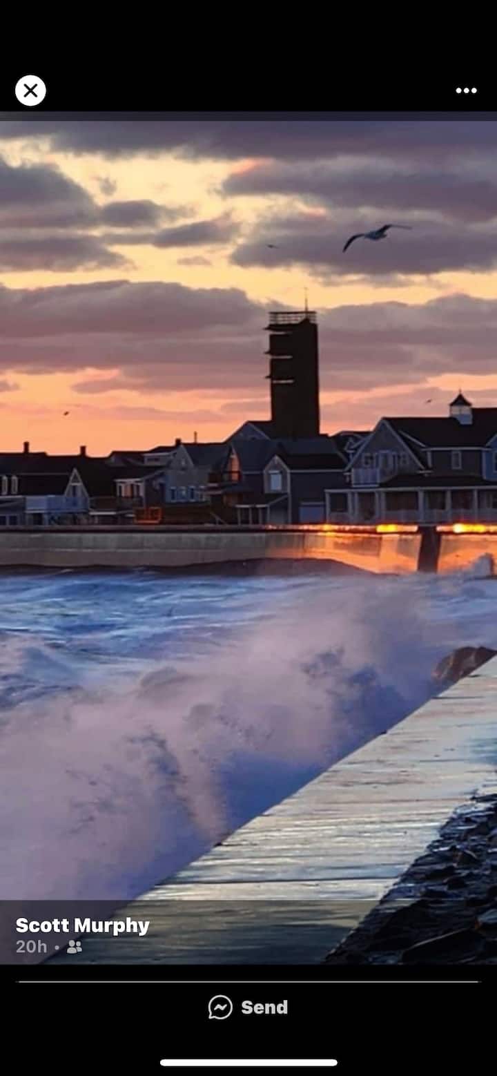 Vacation By The Sea - Massachusetts