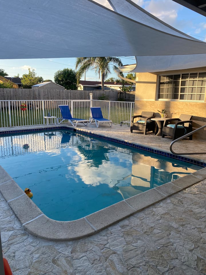 Tropical Paradise
Pool Heated
(*On Demand) - Palm Beach Gardens, FL