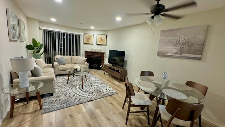Modern Retreat Near Westwood Village - Culver City, CA