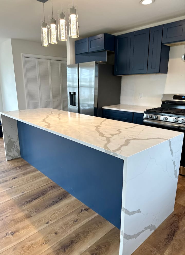 New 2 Bedrooms 2 Baths Apartment With Deck - Wildwood