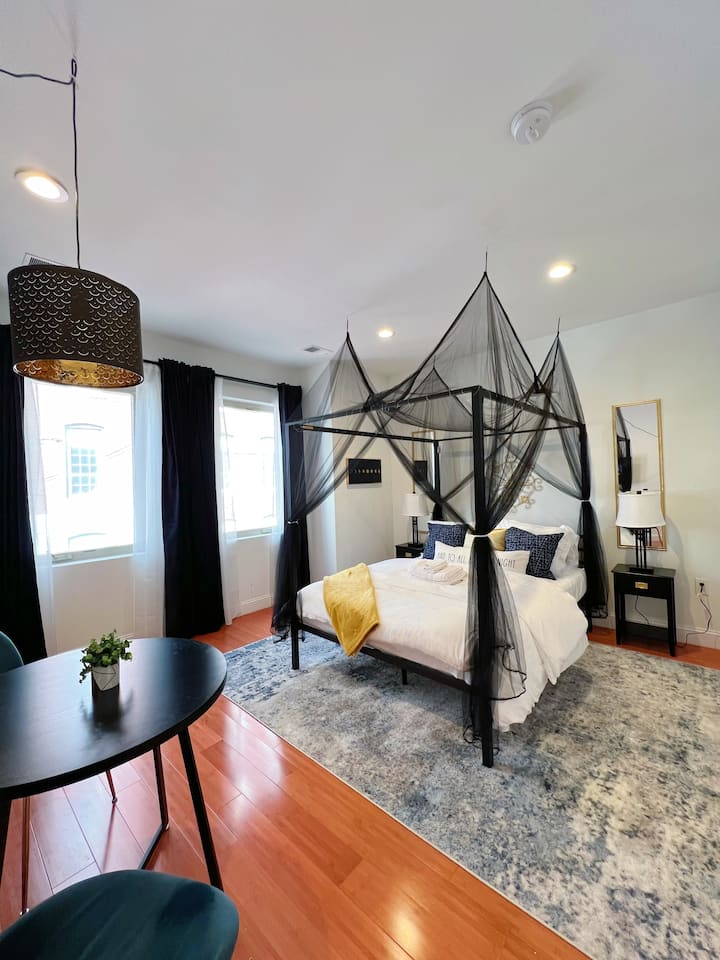 *Starry Night Getaway* Private Room In Center City - 費城