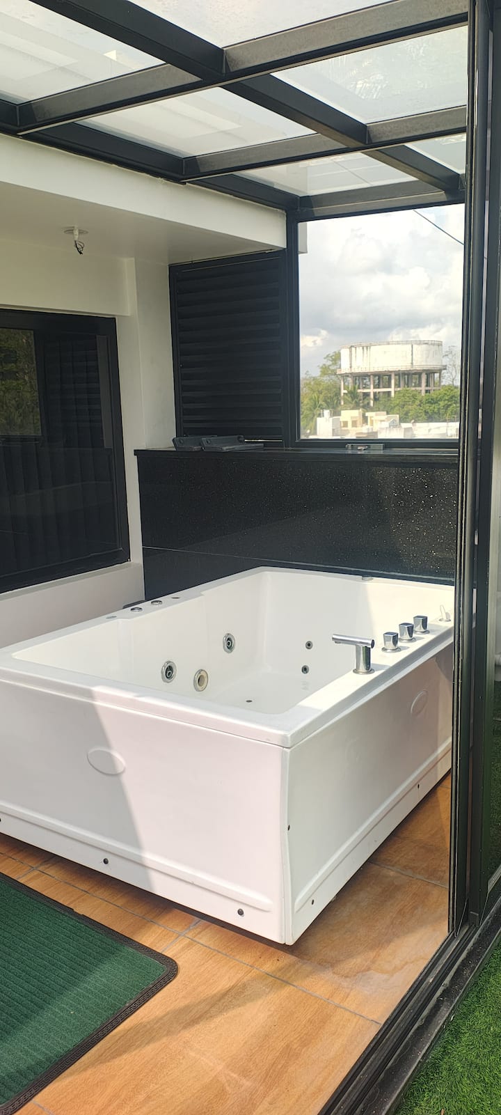 St Luxury Flat - ポンディシェリー