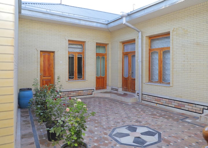 Traditional Uzbek House In The Heart Of Samarkand - Uzbekistan