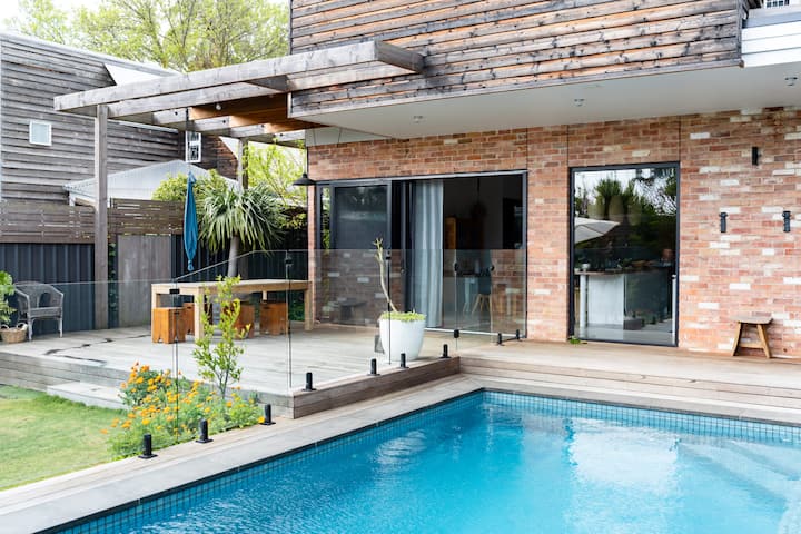 Family Oasis: Heated Pool + Yoga Studio - Adelaide SA, Australia