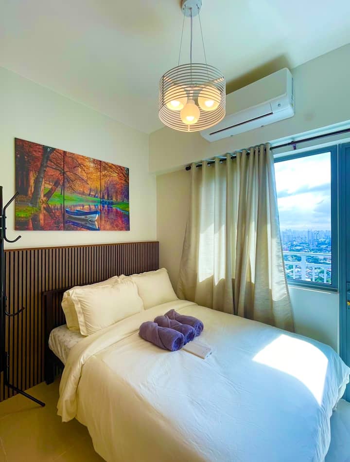 Grass Residences Elegant, Aesthetic Staycation - Quezon City