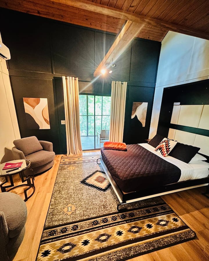 The White River Cabin - Siloam Springs, AR