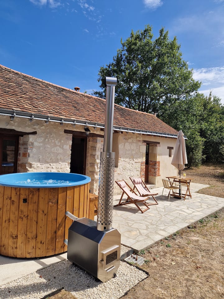 Gîte Romantique Avec Bain Nordique En Pleine Forêt - Maine-et-Loire