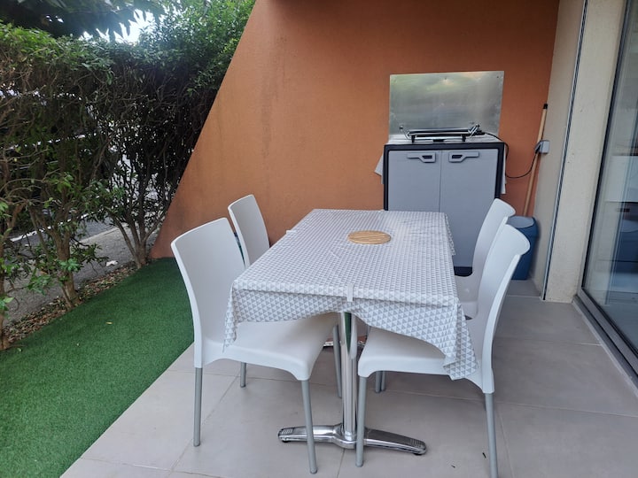 Appart Résidence 4 Prs, Piscine, Climatisé - Le Grau d'Agde