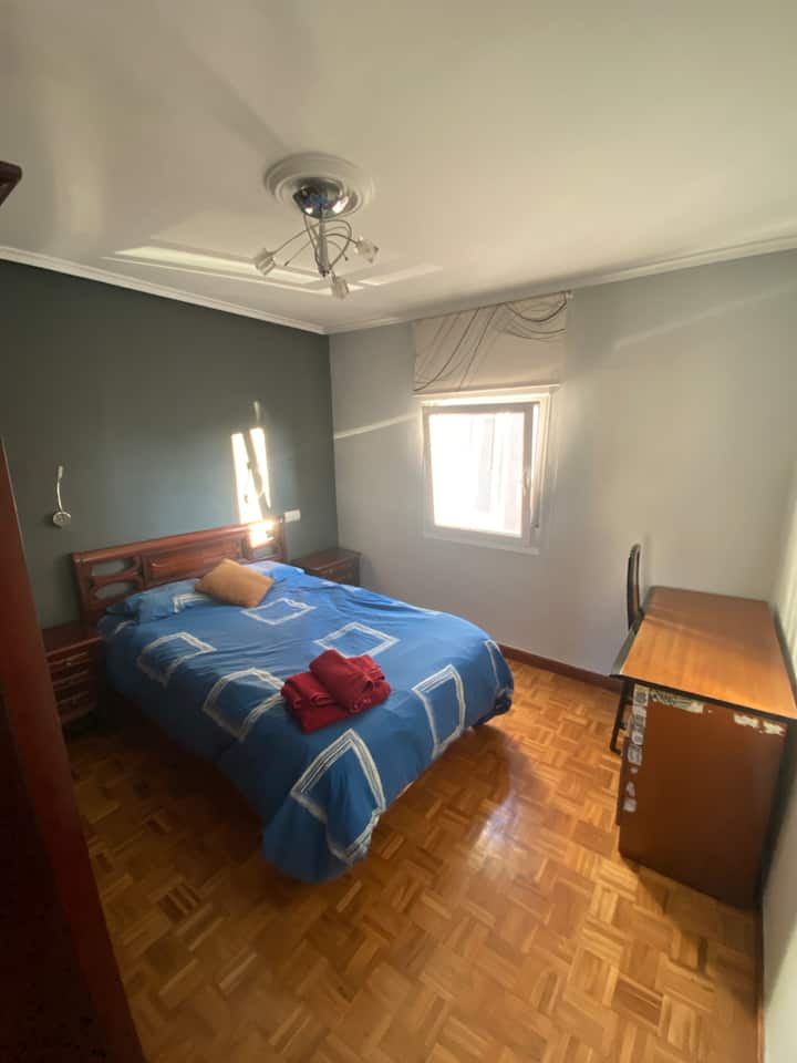 Habitación Acogedora En Burgos - Burgos