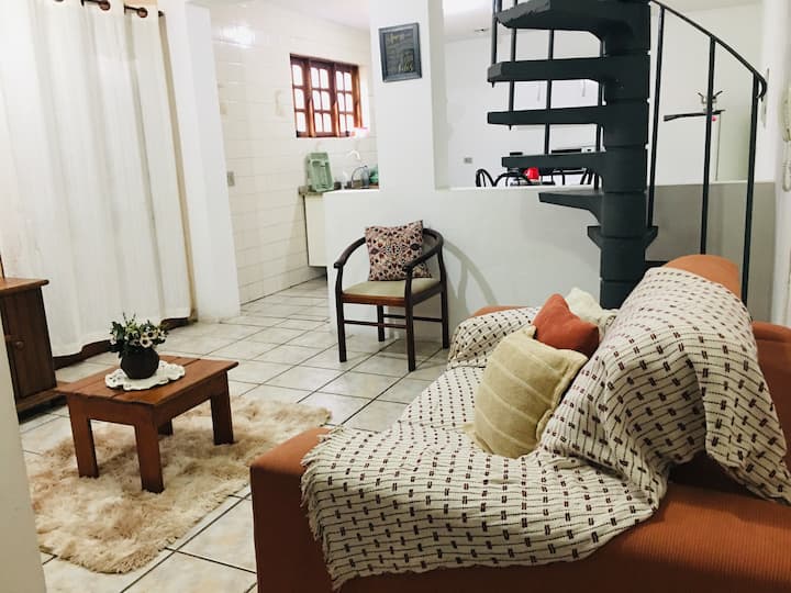 ÓTima Localização Aprox. 2.5 Km Do Capivari/apt 21 - Campos do Jordão