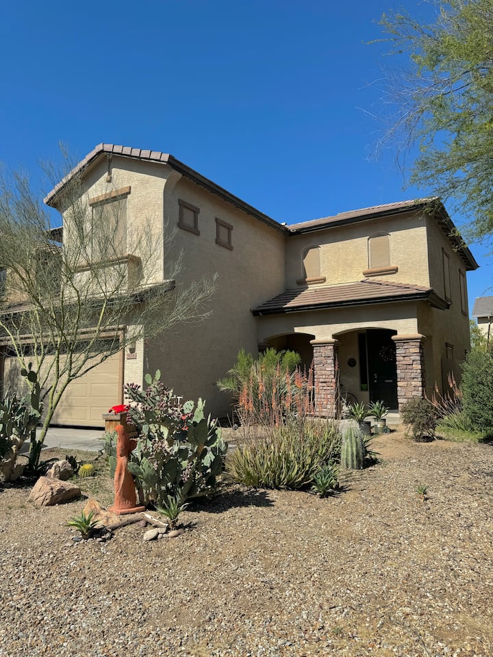 Garden Retreat | Desk, Wi-fi, Fridge, Near Phoenix - Avondale, AZ