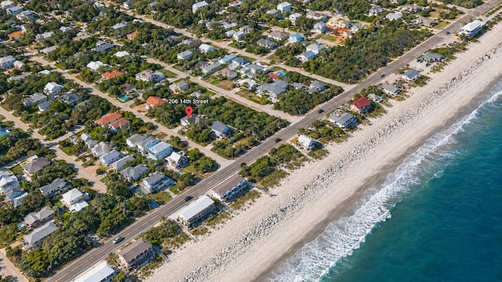 Dream Beach Haven! Heated Pool, Near Beach - St. Augustine, FL