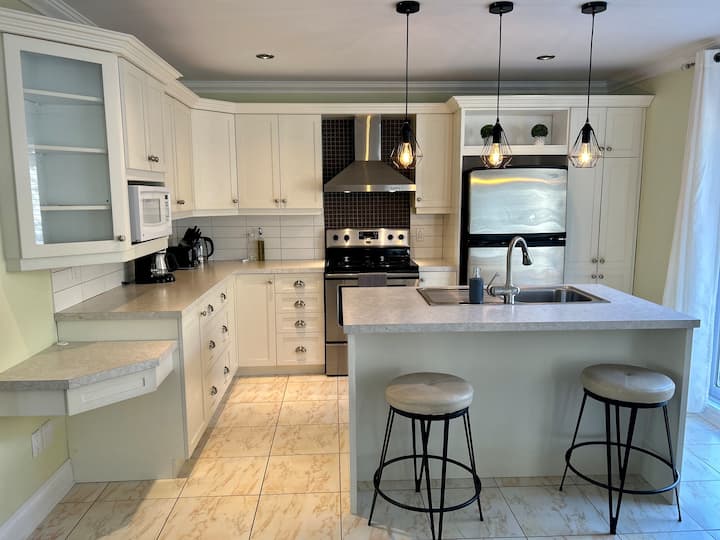 Maison 3 Chambres | 6 Personnes | Près De L'eau - Laval