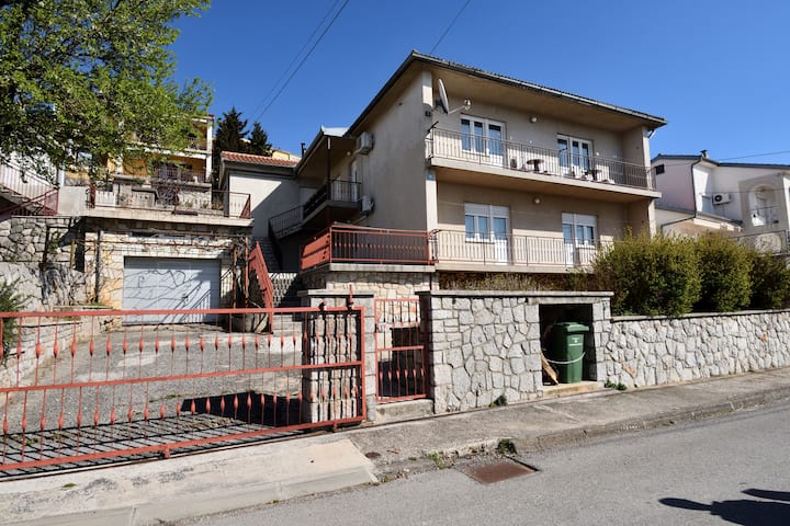 Appartement Nada (61271-a2) - Senj