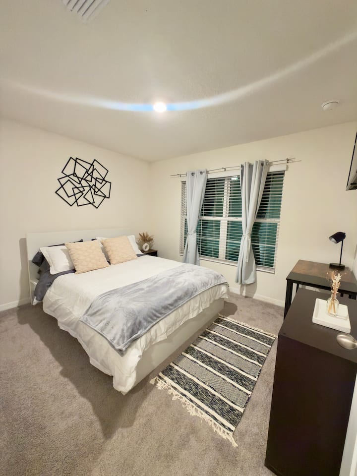 Cozy Private Suite In Zephyrhills - Zephyrhills, FL