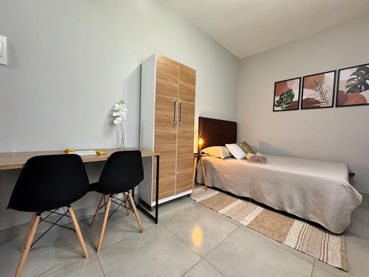 Stúdio Com Ar Muito Confortável Em Maringá - Maringá