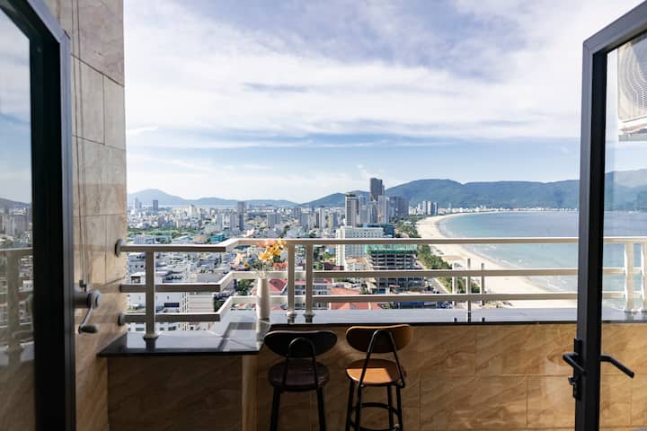 Opposite My Khe Beach | Cozy Apartment I Balcony - Đà Nẵng
