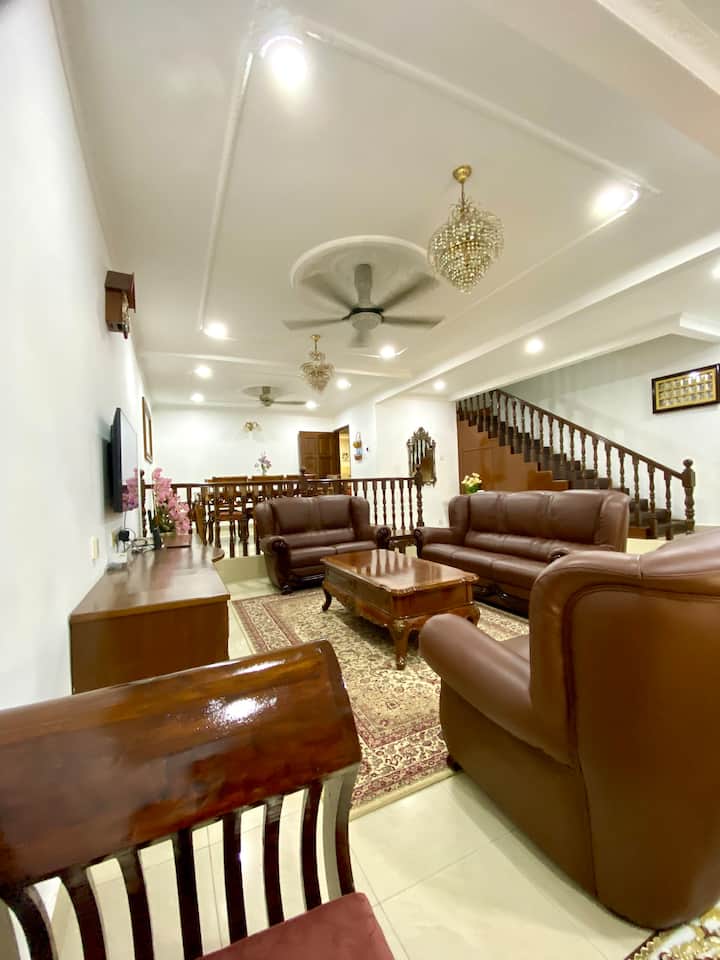 Du Homestay, Damansara Utama, Petaling Jaya. - Kepong