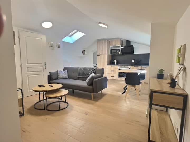App 13b /Centre/ Avec Parking/4 Personnes - Bourg-en-Bresse