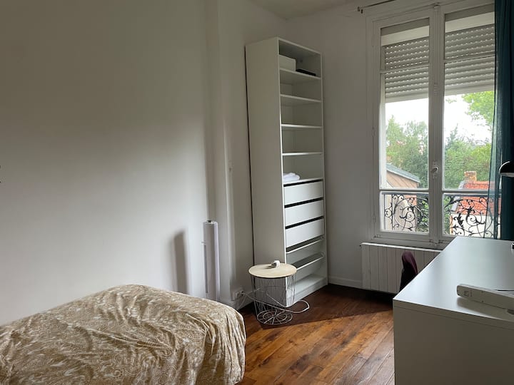 Chambre - Hauts-de-Seine