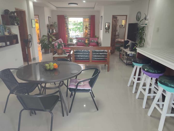 Rizalina's Beach House - Philippines