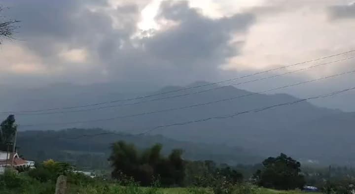 Live, Love, Laugh In
 Casa - Marayoor