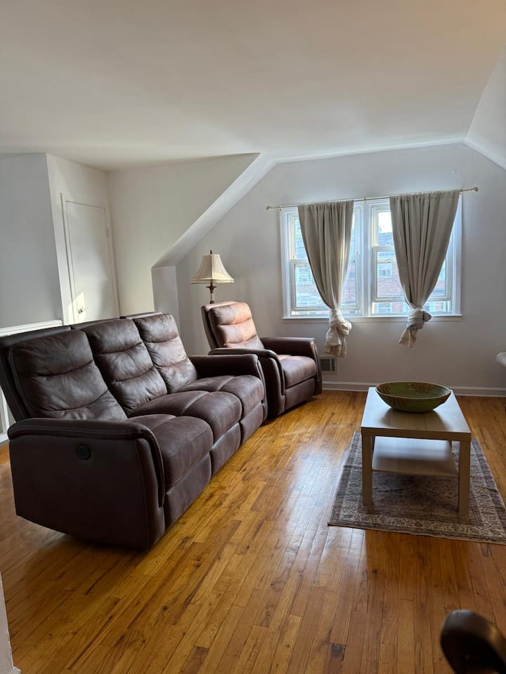 Super Clean, Sunny, And Close To Nyc No Parties!! - Jersey City, NJ