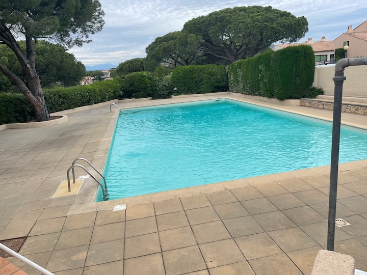 Apt Rez De Jardin Piscine - Fréjus