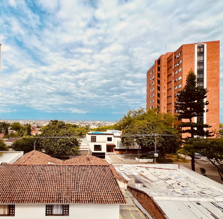 Spacious 3br | Retreat In Cristales | City Views - 卡利