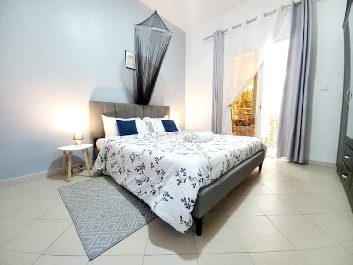 The Greyhouse Ngor 3ch Famille & Amis, Plage, Wifi - Dakar