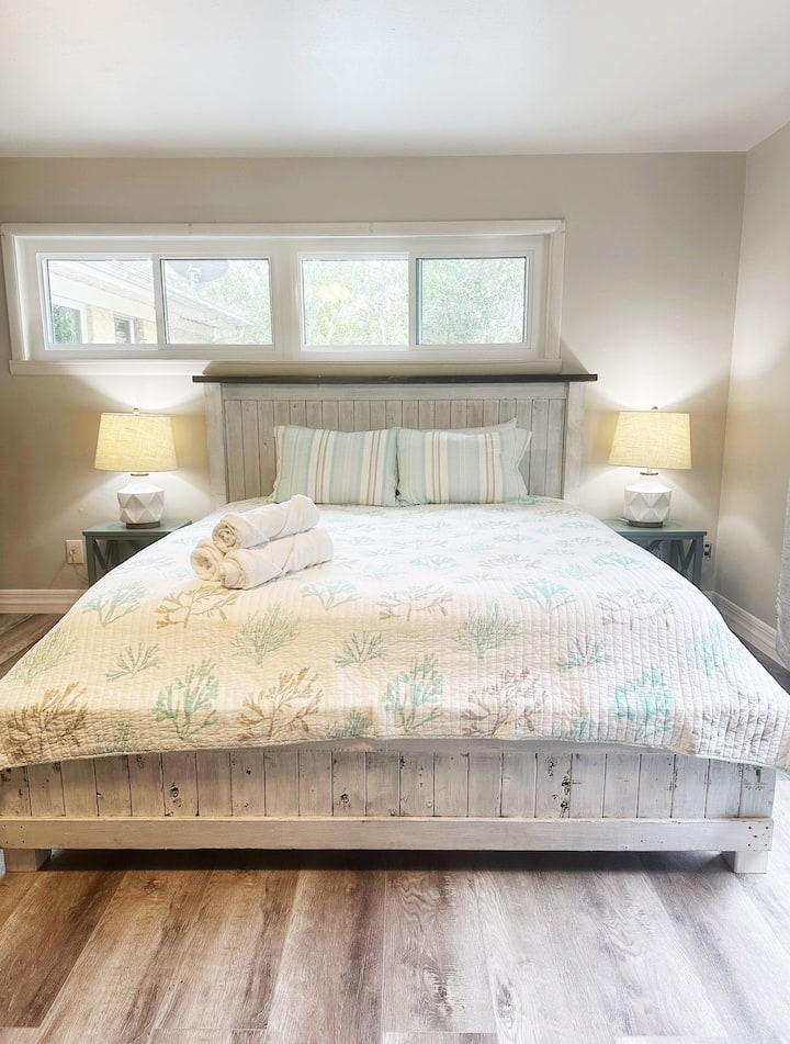 Guest Suite California King Bed And Fast Wi-fi - Pensacola, FL