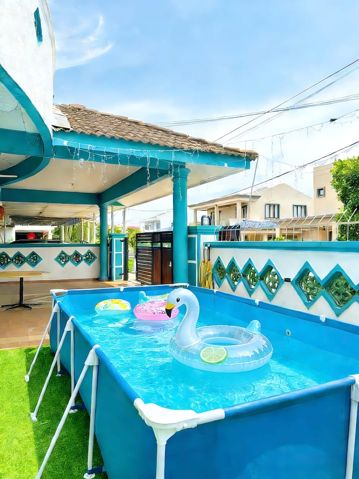 1km To Pdbeach/24pax Party/ktv/bbq/spaciouswifi - Port Dickson