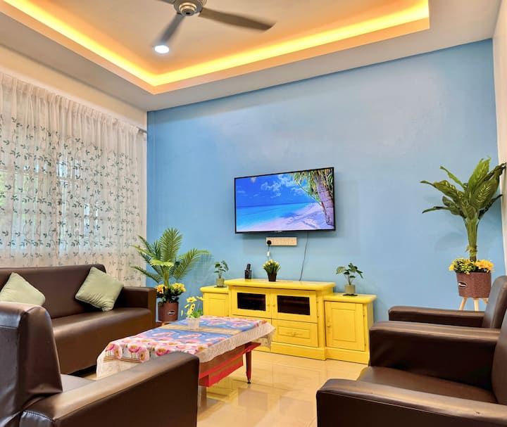 1km To Pdbeach/24pax Party/ktv/bbq/spaciouswifi - Port Dickson