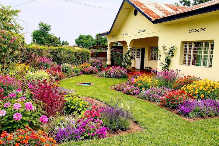 The Bohemian Cottage - Rwanda