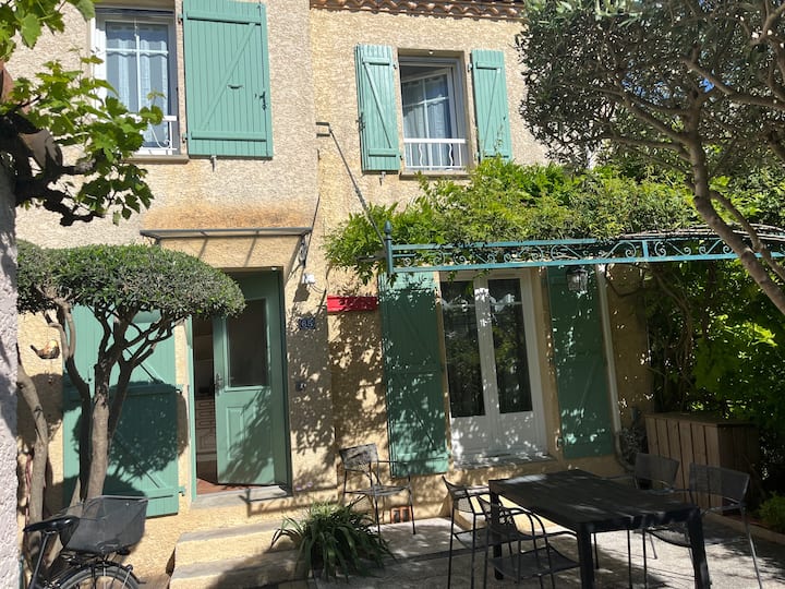 Maison 4/5 P Dans Résidence Avec Piscine - Gard