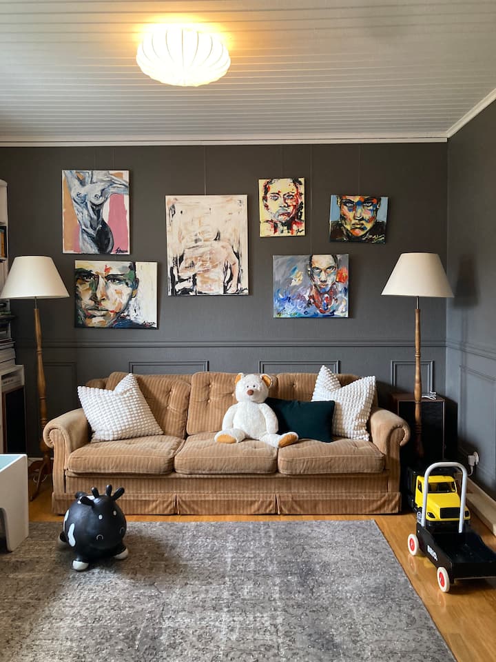 Villa, Lugnt Och Stilla. - Jönköping