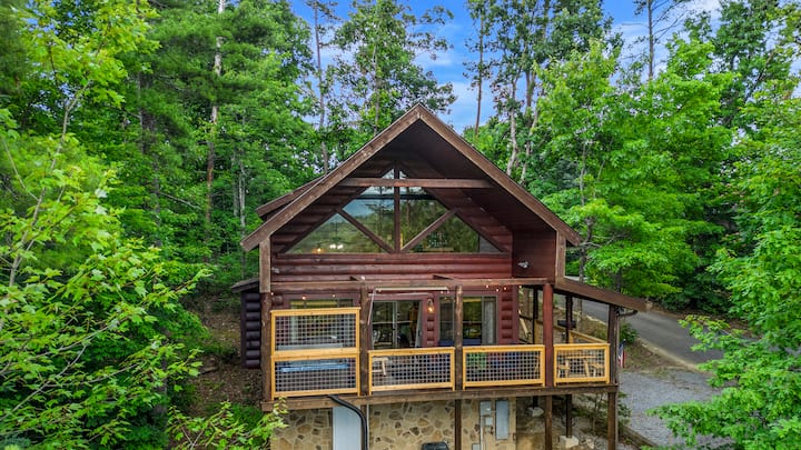 Mtn View/king Beds/hot Tub/games/near Dollywood - Pigeon Forge, TN
