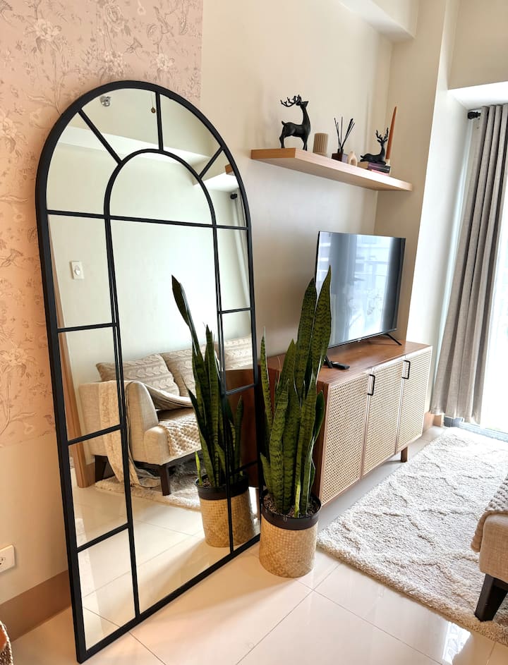 Casa Sebastian At Shore 3 Moa - Manila