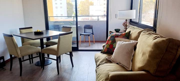 Semipiso, Practico Y Confortable.zona Plaza Moreno - La Plata