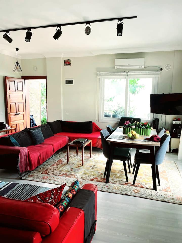 Kaş Merkez Deniz Manzaralı Daire - Kaş