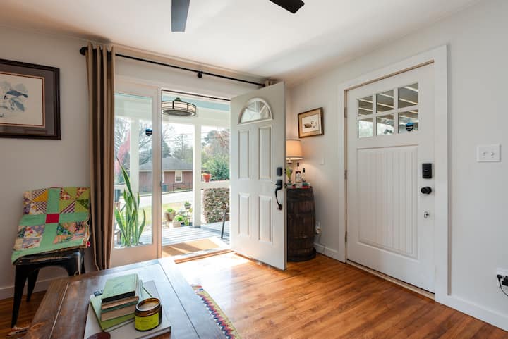 Woo Pig Athens - 아테네