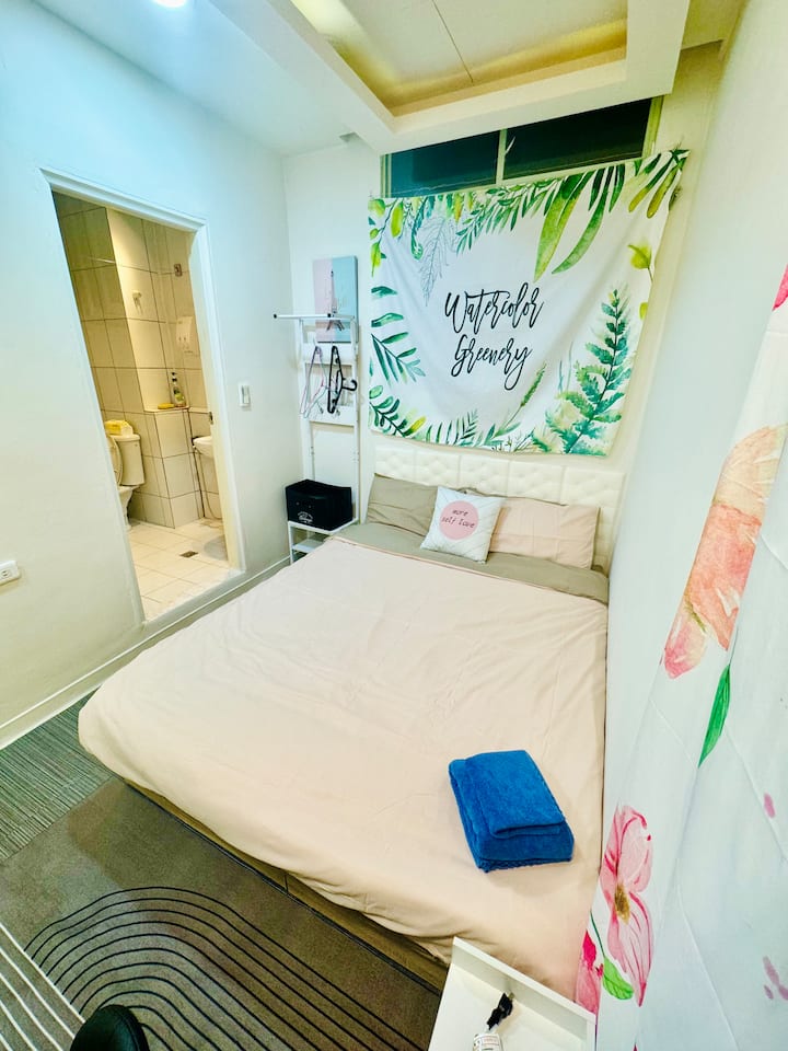 超讚房東｜中短租友善套房｜月租享5折優惠｜西門町｜電梯公寓｜舒適入住｜交通便利｜生活機能超好 - 萬華區