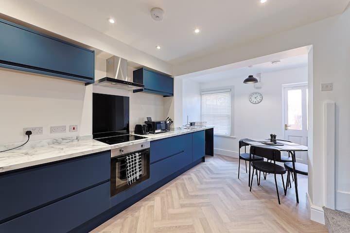 New! Riverside Retreat, City Centre… - Canterbury